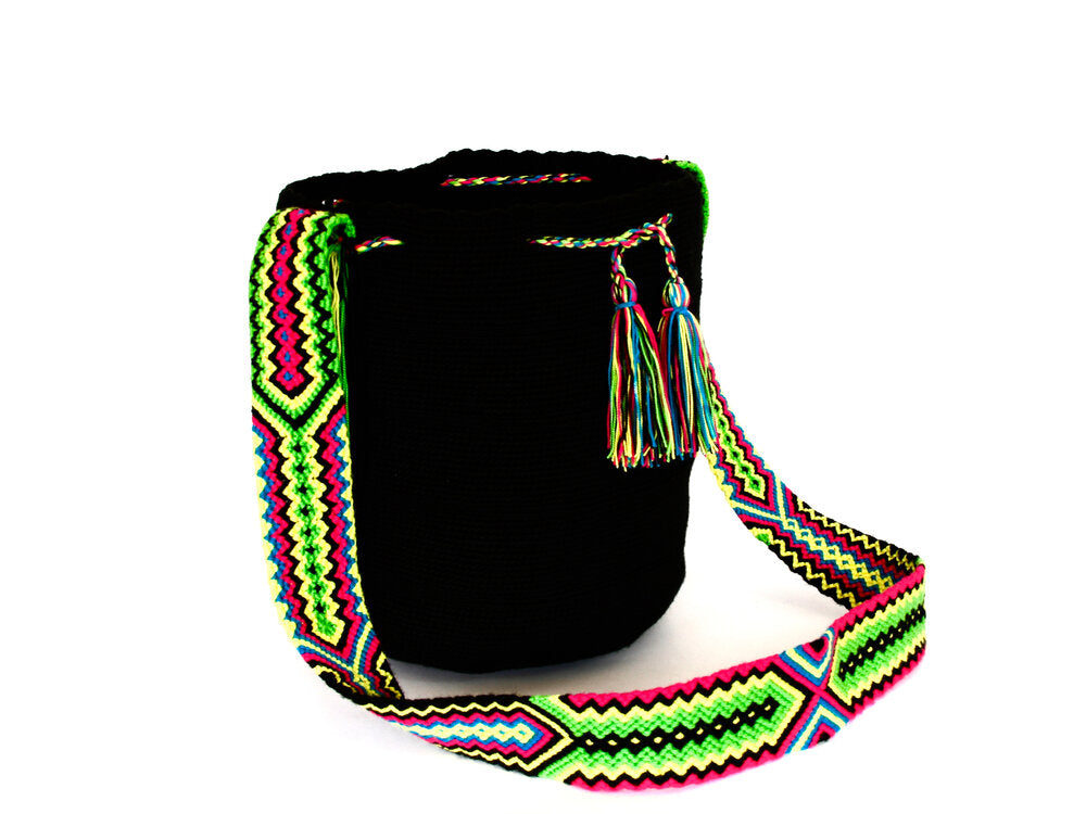 Fair Trade Wayuu Bags - Handmade Colombian Shoulder Bags – Hands of ...
