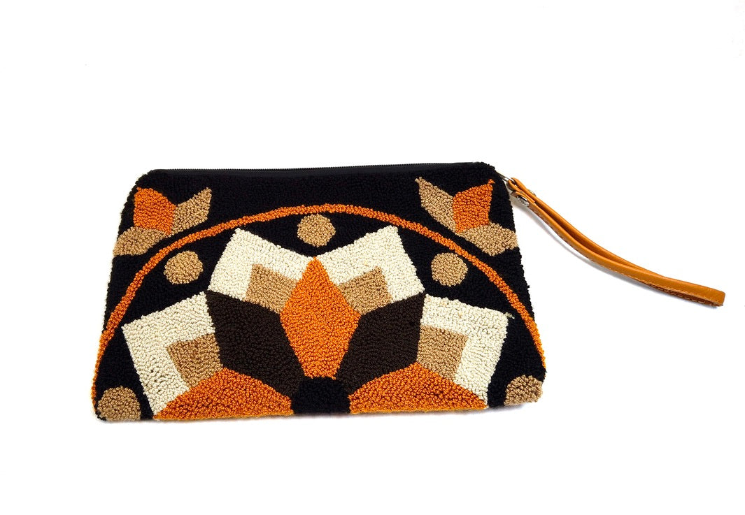 Leona Wayuu Handmade Clutch – Hands of Colombia